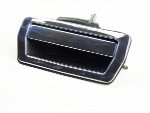 Clip XR812941 pour divers modèles Jaguar